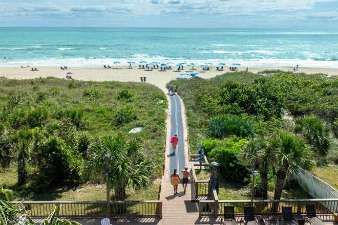 Escapada a Cocoa Beach - ¡Reserva Por un Bajo Precio!